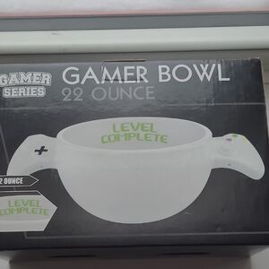 Dining | Gamer Series 22 Ounce Bowl | Poshmark